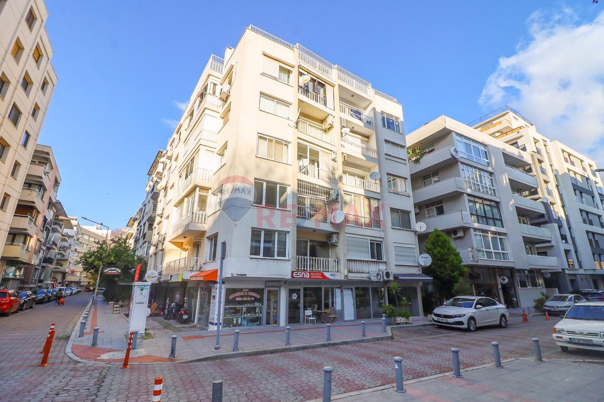 Alsancak Kültür Mahallesi'nde Kiralık Ara Kat 2+1 Daire