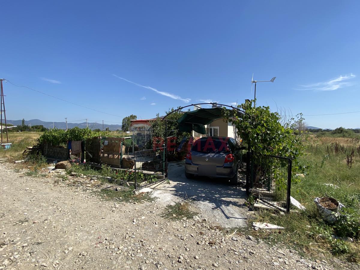 ORJAN TATİL SİTESİNİN YANINDA SATILIK BAHÇELİ MÜSTAKİL EV