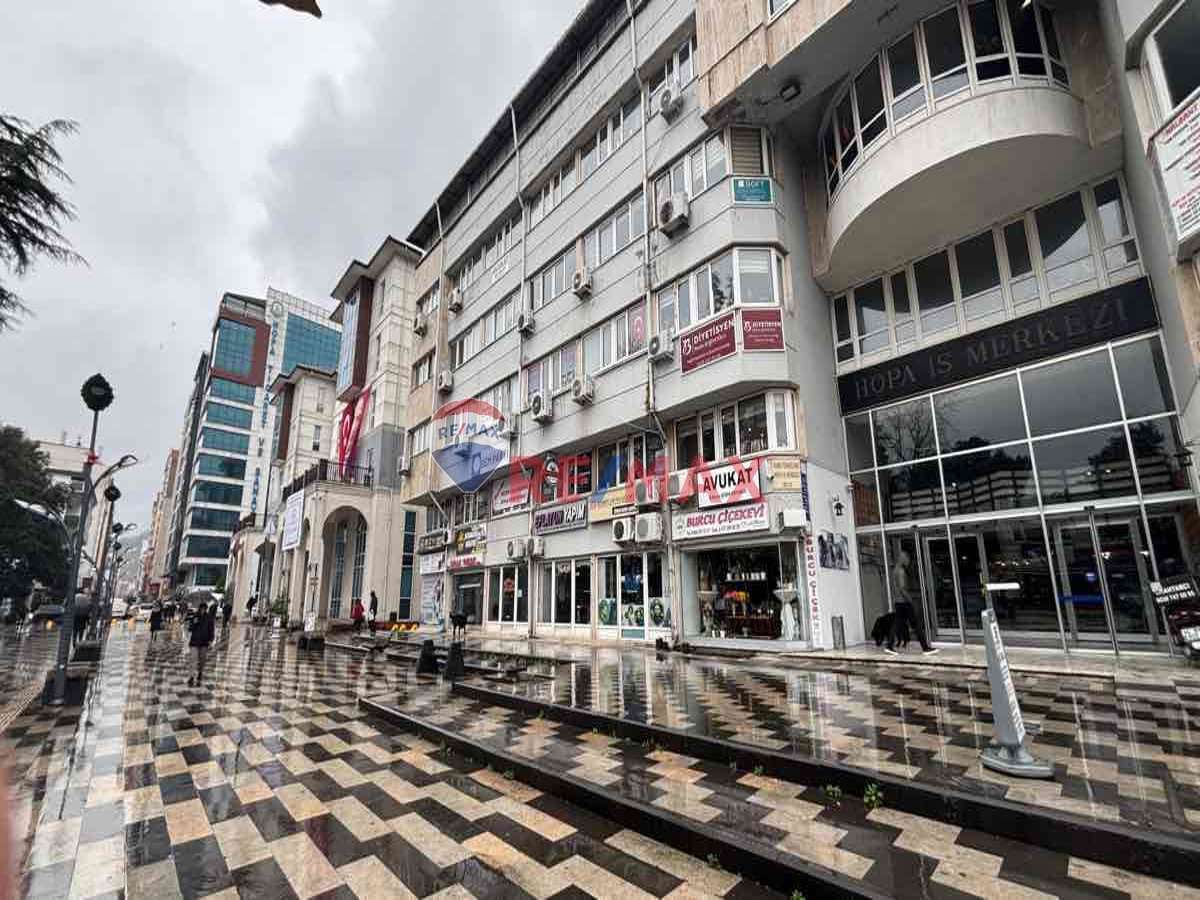 REMAX’DAN HOPA İŞ MERKEZİNDE KİRALIK İŞ YERİ