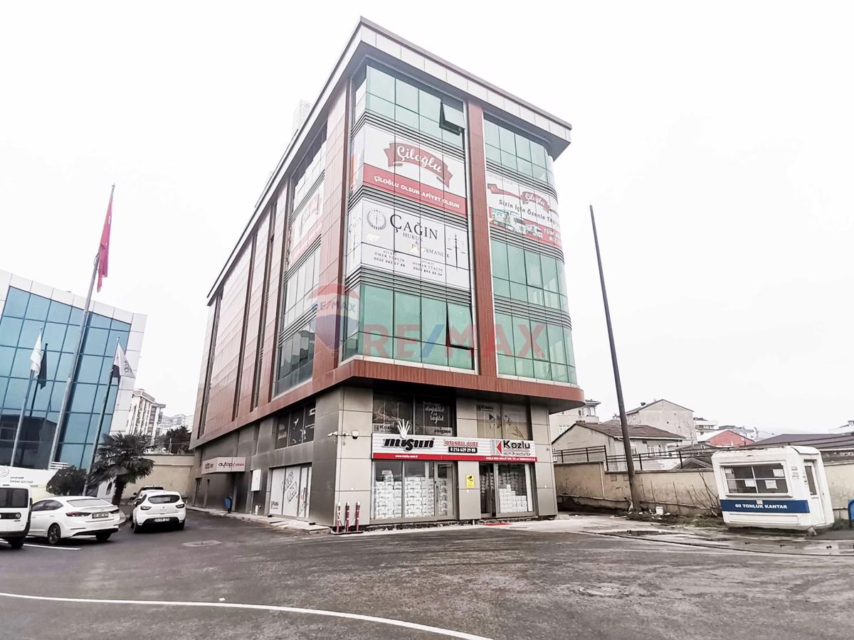 *AYTOP GIDA SANAYİ PLAZA' DA 420 m2 KİRALIK DEPO DÜKKAN*