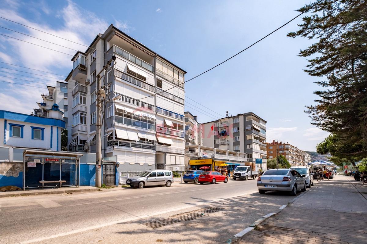 Gemlik Kurşunlu 2+1 Satılık Daire Havuzlu Sorgut Sitesi