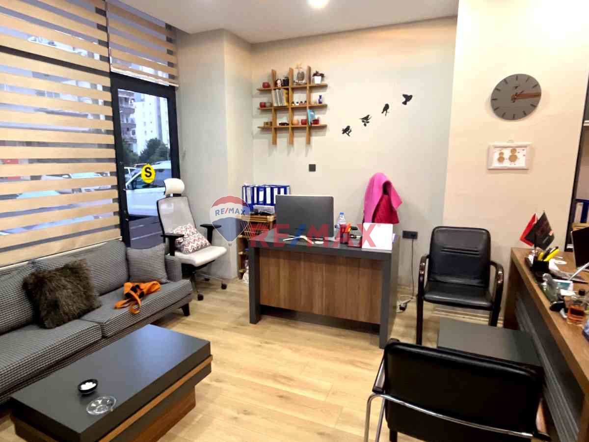 REMAX TOROS'TAN FORUM AVM'YE YAKIN EŞYALI LÜKS OFİS