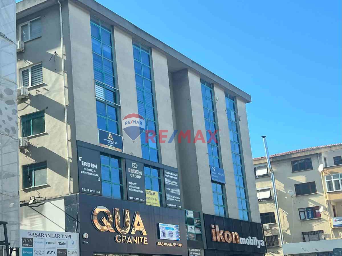 BAGDAT CAD. ÜZERINDE 1+1 55M2 YATIRIMA UYGUN SATILIK OFIS KATI