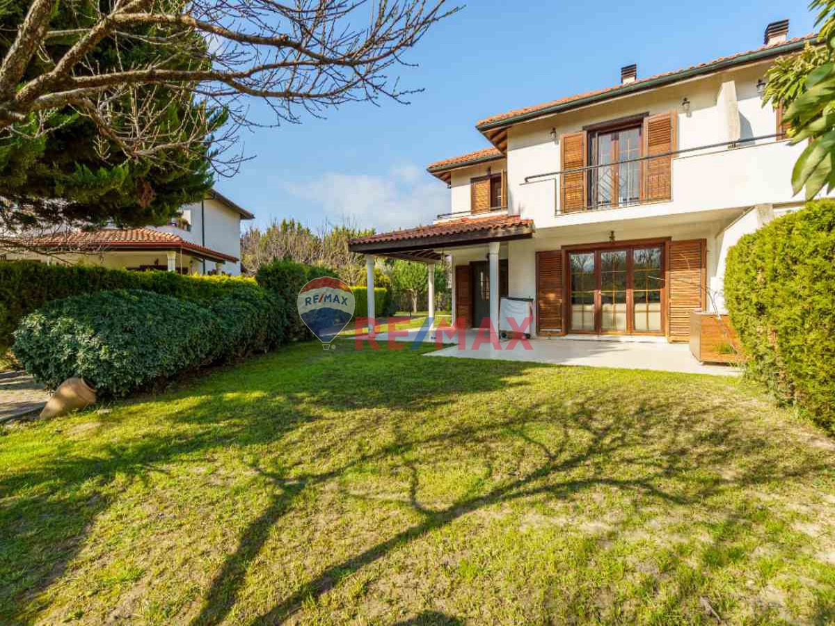 JAPPA GREEN VILLAGE SİTESİNDE YEŞİLLİKLER İÇİNDE SATILIK VİLLA