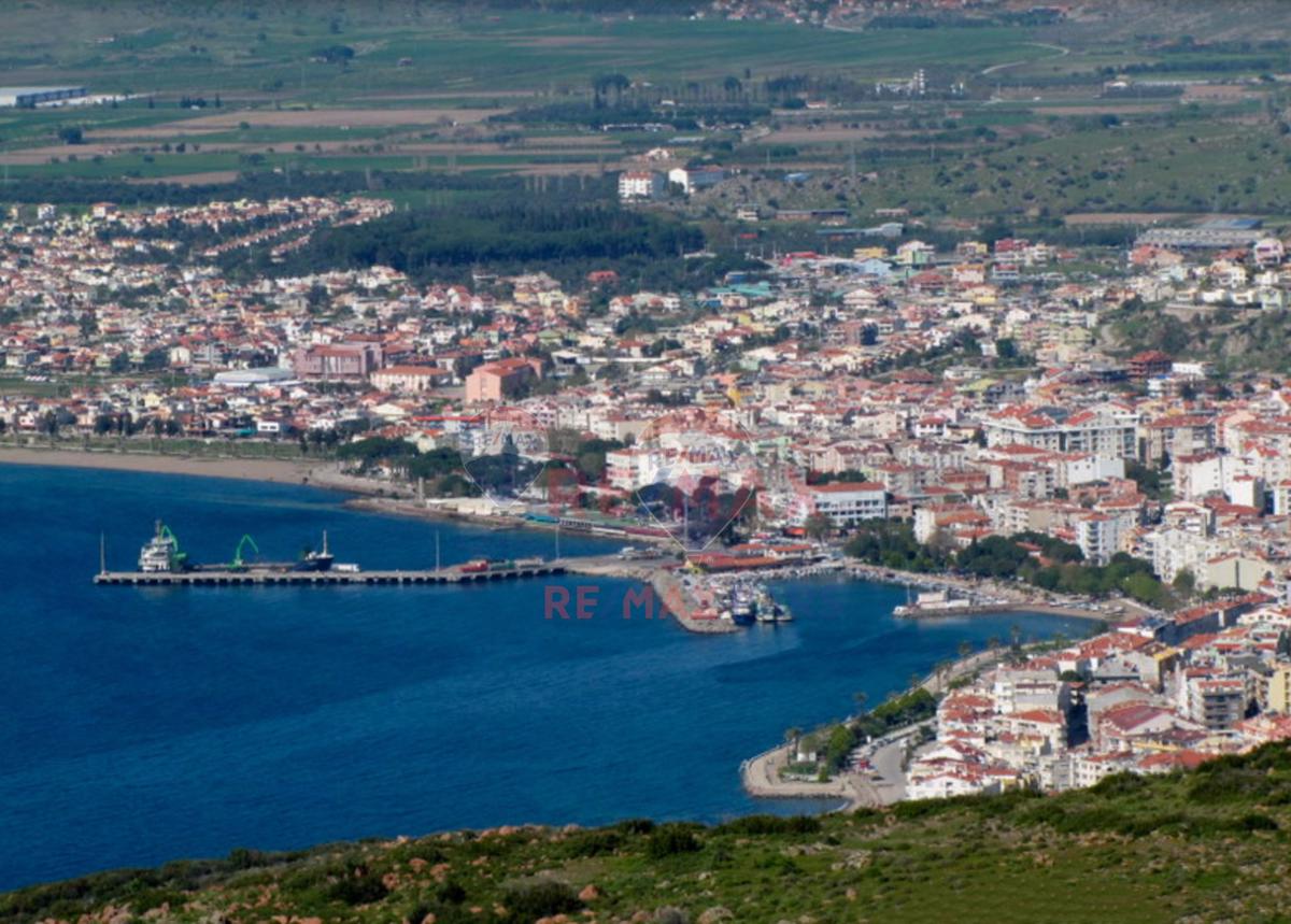 REMAX PARS'TAN İZMİR DİKİLİDE MİDİLLİ ADA KARŞISI SATILIK ARSA