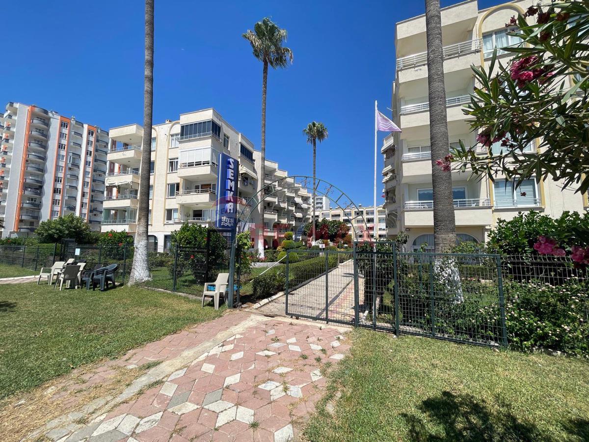 MERSİN MEZİTLİ'DE DENİZE SIFIR 2+1 DAİRE