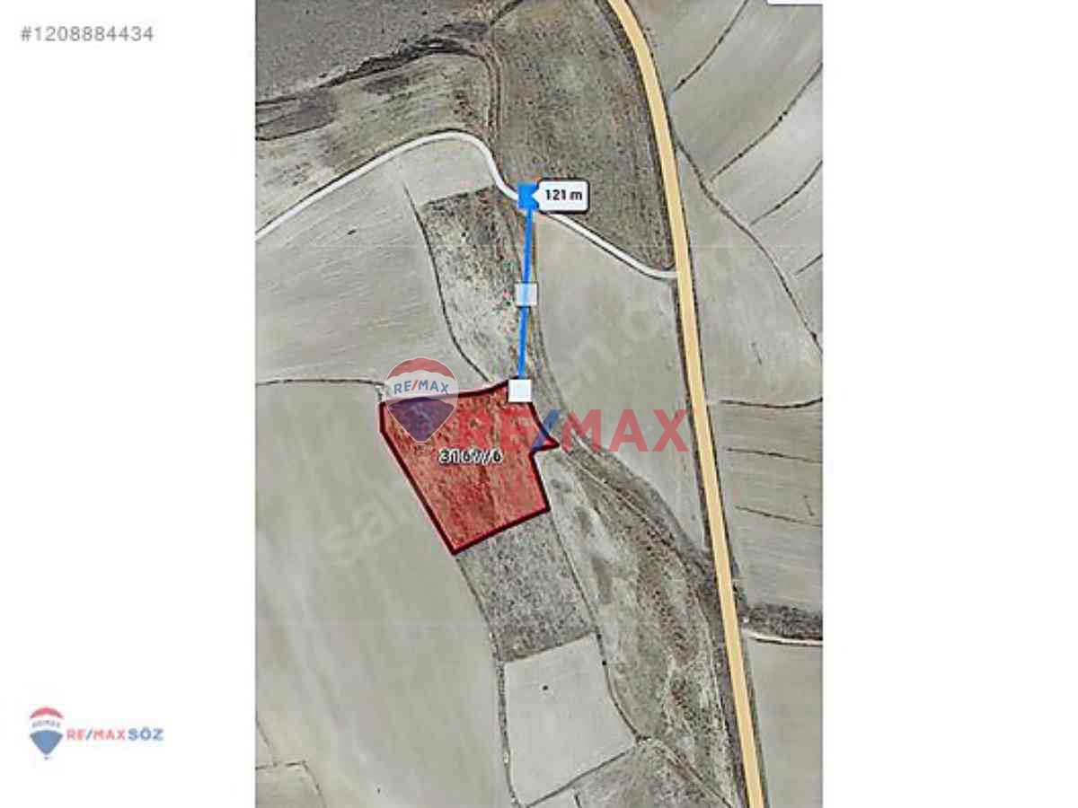 REMAX SÖZ DEN İNCESU KÜLLÜ DE ASFALT YOLUN YANI TARLA
