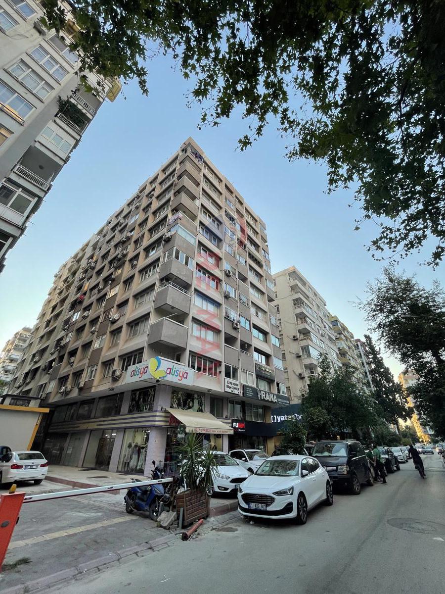 Cemalpasa Ataturk Caddesi Masrafsız Satılık 3+1